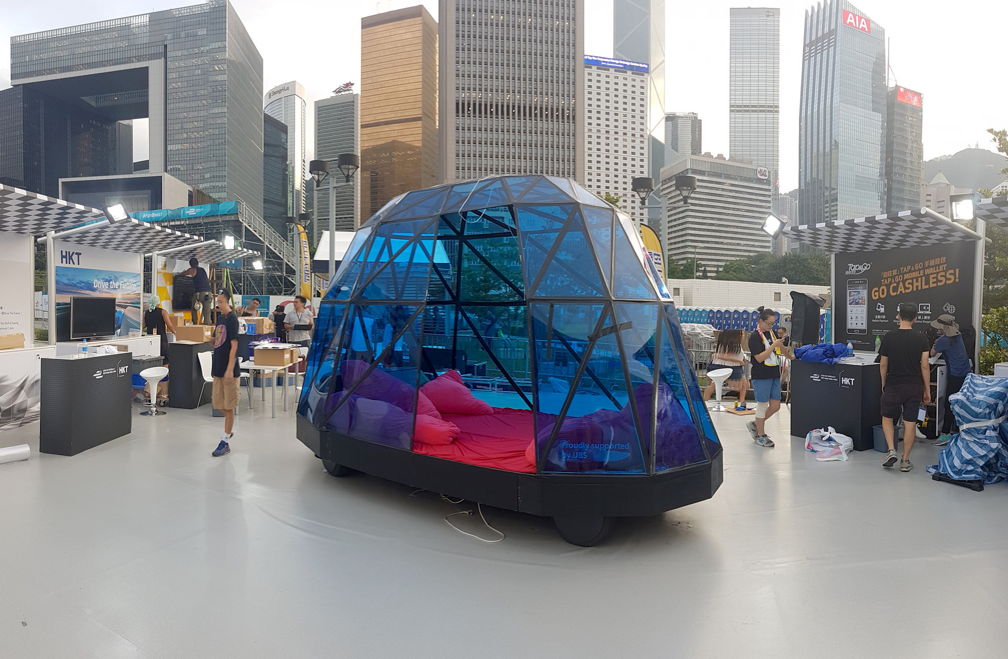 Makerbay’s vehicle of the future is an autonomous electric living room ...